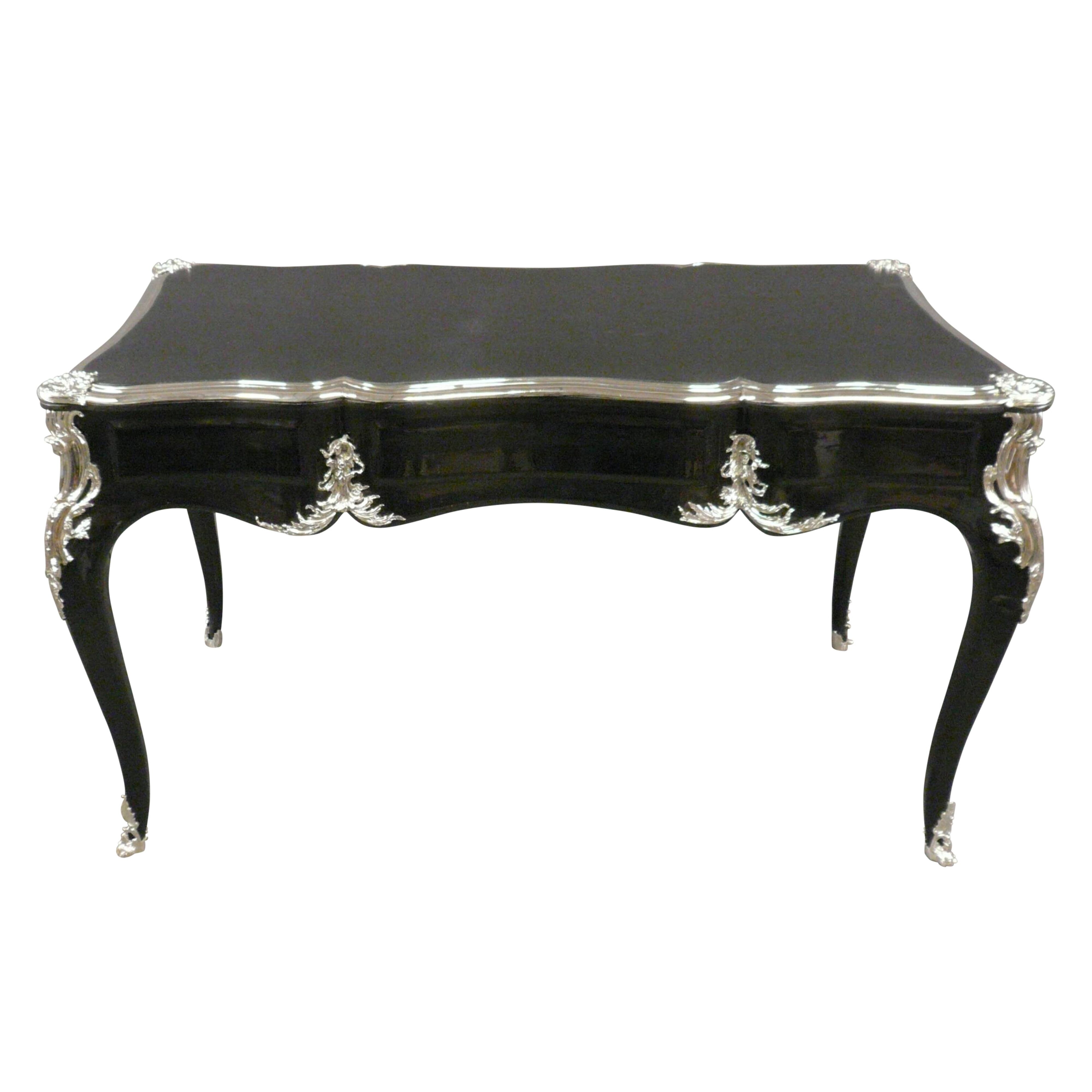 Bureau baroque noir et bronzes chromés - Meuble de style louis XV